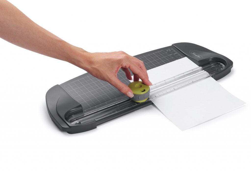 Swingline® SmartCut® 12" Dial-A-Blade® Trimmer - ACCO Canada