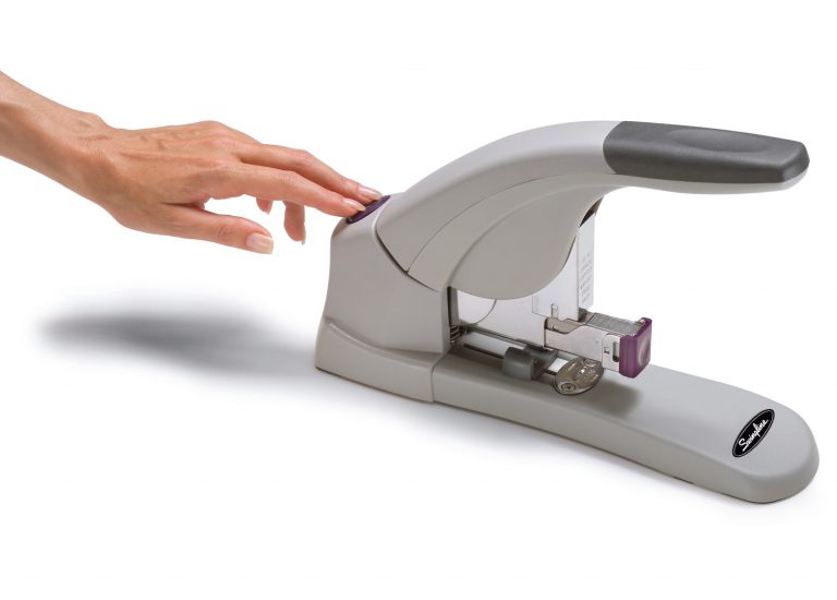 Swingline® LightTouch® Heavy Duty Stapler - ACCO Canada