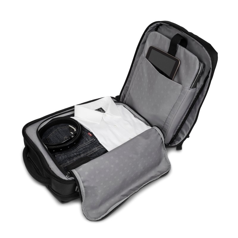 Securetrek 17 In Lockable Laptop Overnight Backpack - ACCO Canada